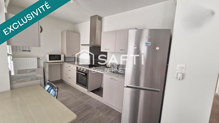 Appartement à vendre - Chassieu - 3 pièces - 2 chambres