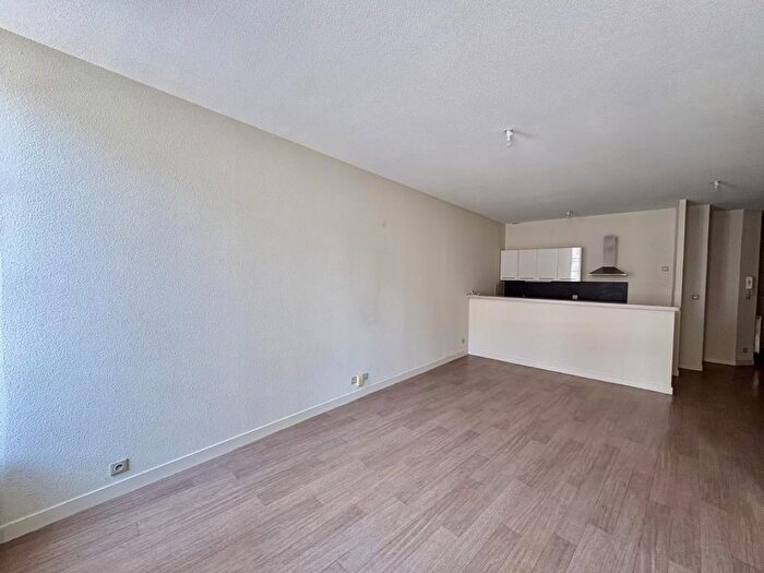 Appartement 3 pièces à louer - Roanne, Centre-ville, Varenne