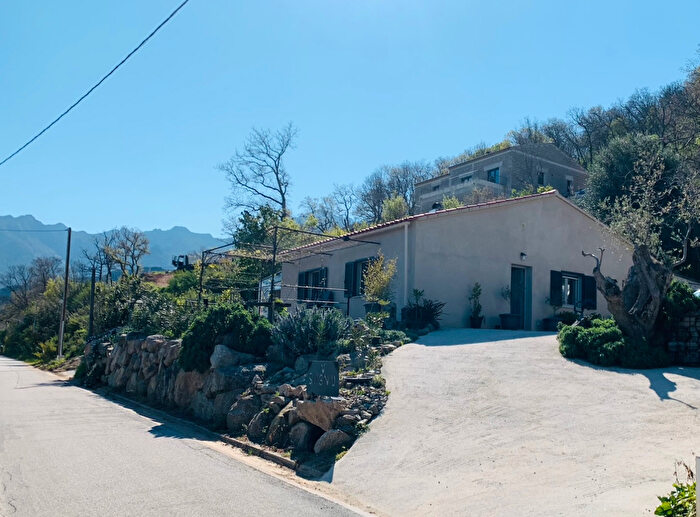 Maison à vendre - Muro - 5 pièces - 3 chambres