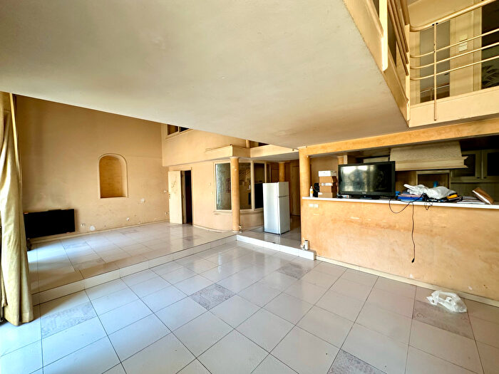 Appartement à vendre - Menton, Hôtel de Ville, Vieille Ville, Musée, Madone, Carnolès - 3 pièces - 2 chambres