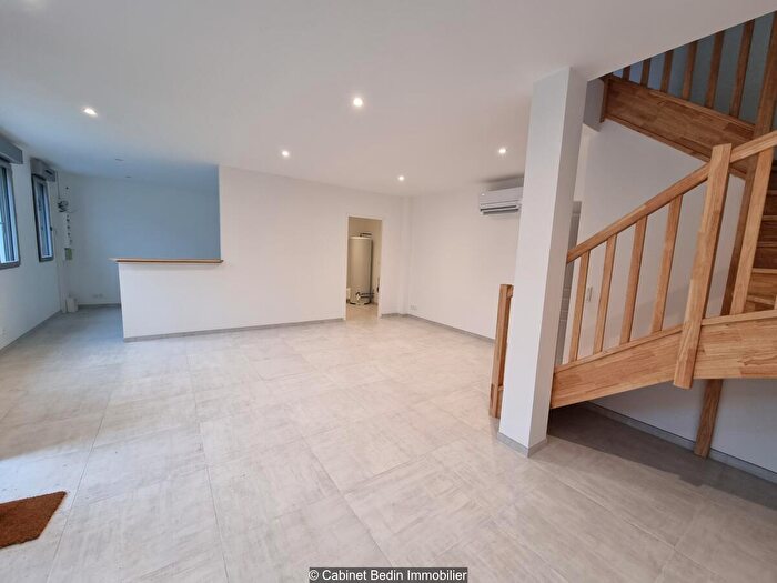 Maison 4 pièces à louer à Loupes