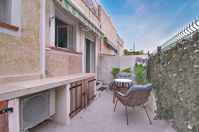 Appartement à vendre - Draguignan, Centre-ville historique - 2 pièces - 1 chambre