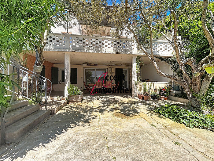 Cavaillon, Centre-ville : Maison 6 pièces à vendre