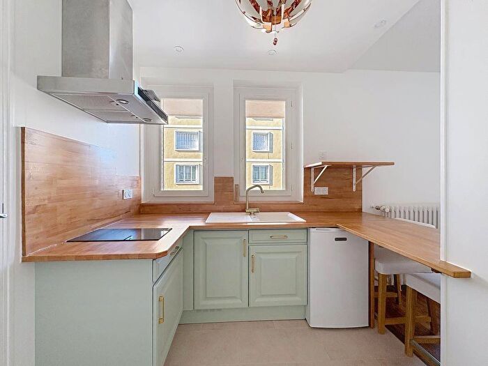 Appartement à louer - France et Rosieres, Vichy - 2 pièces - 1 chambre