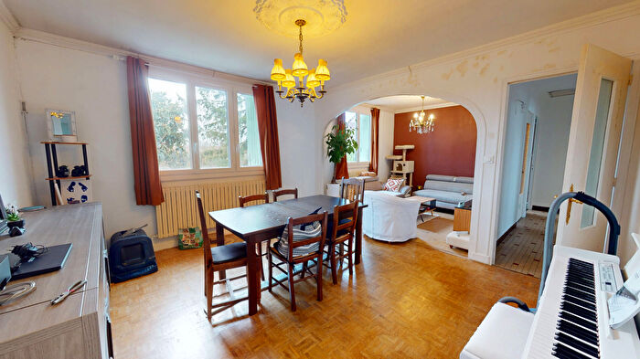 Bourges, Centre-ville, Charlet, Lahitolle, Pignoux, Sembat : Maison 3 pièces à vendre