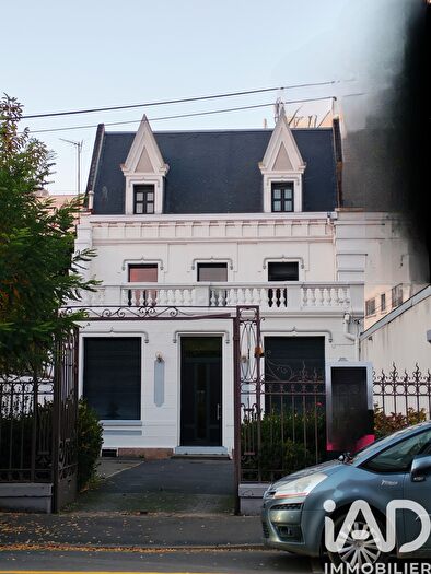 Maison à vendre - Béthune, Gare - 12 pièces - 5 chambres