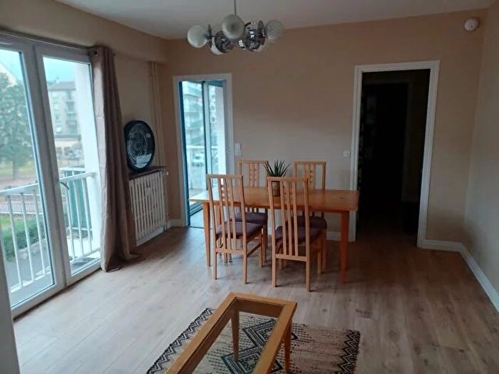 Appartement à vendre - Aurillac, Centre-ville - 2 pièces - 1 chambre