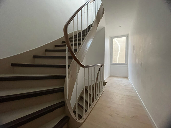 Appartement à louer - Reims, Courlancy, Porte de Paris, Bois dAmour - 2 pièces - 1 chambre