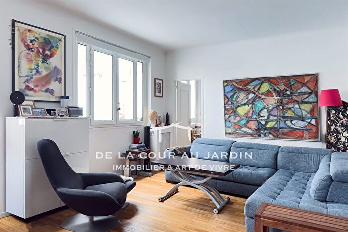 Appartement à vendre - Paris e  - 4 pièces - 3 chambres