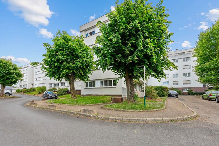 Appartement à vendre - Noisy-le-Grand, Nord - 1 pièce