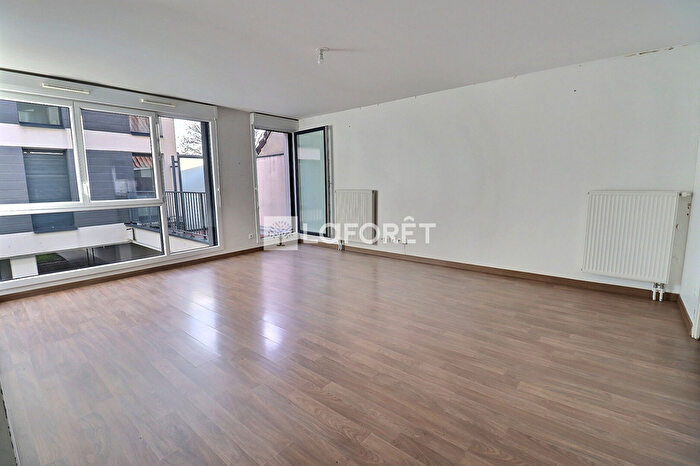 Appartement à vendre - Vitry-sur-Seine, Paul Forment, La Ferme - 3 pièces - 2 chambres