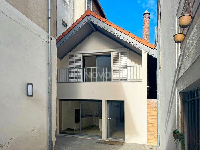 Maison 5 pièces à louer à Centre Ville, Pau