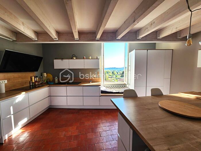 Appartement 4 pièces à vendre - Cadenet