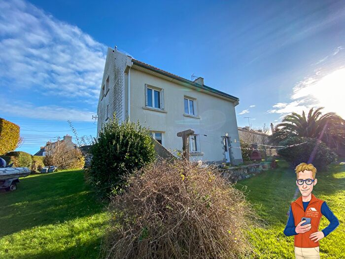 Maison à vendre - Saint-Quay-Perros - 6 pièces - 5 chambres