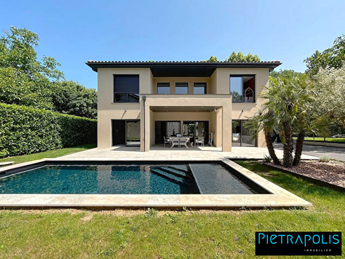 Maison à vendre - Rivolet - 7 pièces - 4 chambres