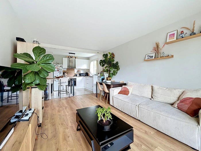 Camaldules, Yerres : Appartement 3 pièces à louer