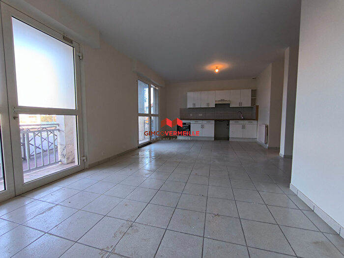 Appartement à louer - Achères, Centre-ville, Cité de la Barricade - 3 pièces - 2 chambres