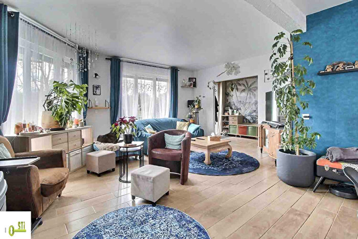 Maison 6 pièces à Rogny-les-Sept-Écluses, à vendre