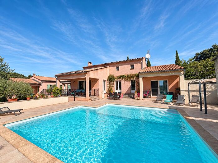 Uzès : Maison 10 pièces à vendre