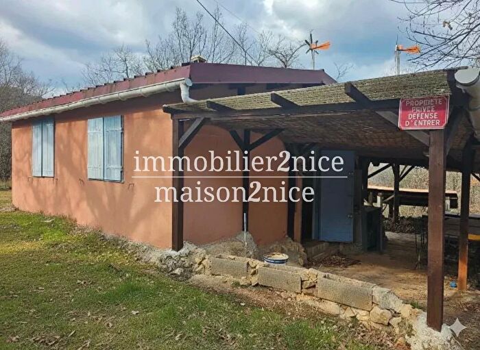 Maison à vendre - Bouyon - 3 pièces - 2 chambres