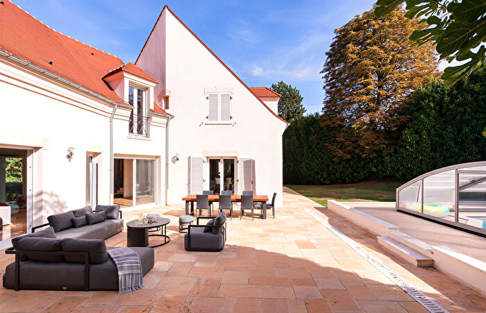 Louveciennes : Maison 10 pièces à vendre