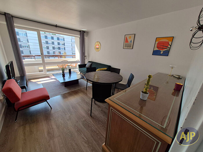Appartement 4 pièces à Nantes, Ile de Nantes, à louer