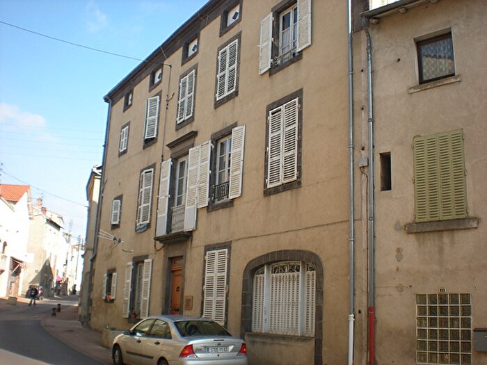 Appartement à louer - Les Martres-de-Veyre - 3 pièces - 2 chambres