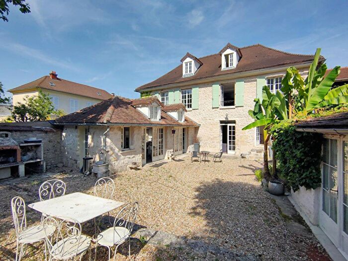 Villennes-sur-Seine - Maison 8 pièces à louer