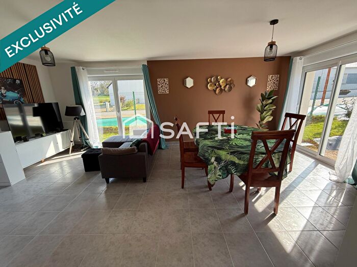 Maison à vendre - Remungol - 4 pièces - 3 chambres
