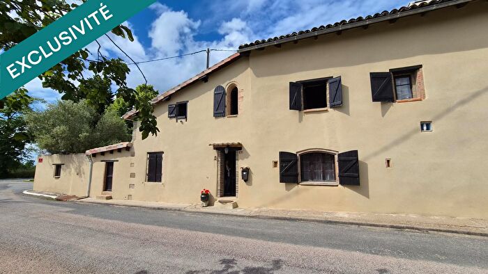 Maison 6 pièces à Saint-Urcisse, à vendre