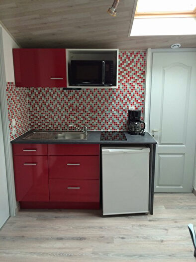 Appartement à louer - Talence, Saint-Genès, La Médoquine, Haut-Brion - 1 pièce