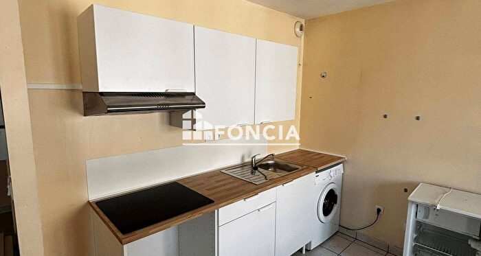 Appartement 1 pièce à louer - Bizillon-Centre Deux, Saint-Étienne