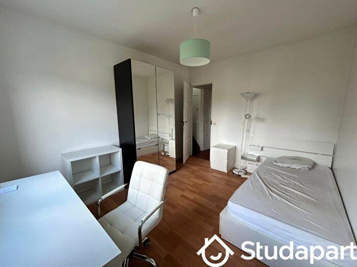 Appartement 1 pièce à Guyonnerie-Vieux Parc, Bures-sur-Yvette, à louer