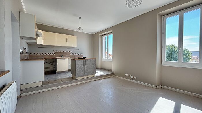 Appartement à vendre - Marseille e , La Cabucelle - 2 pièces - 1 chambre