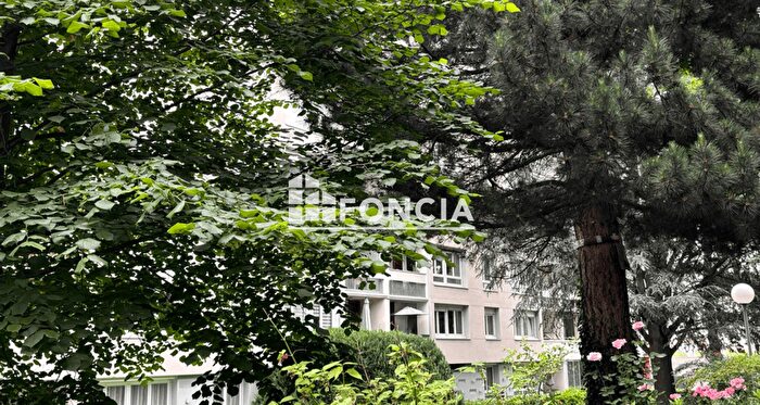 Appartement à vendre - Saint-Étienne, Bernay, Valfuret - 4 pièces - 2 chambres