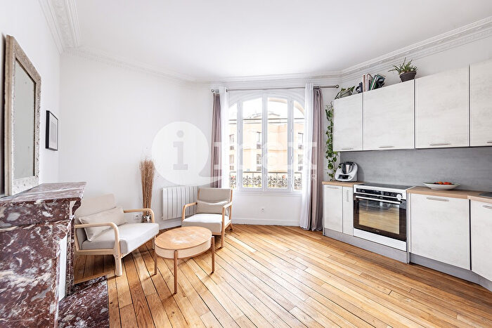 Appartement 3 pièces à Courbevoie, Bécon, à vendre