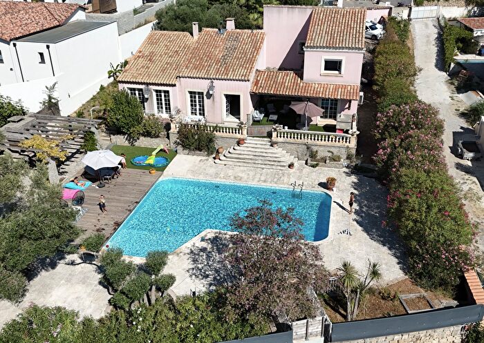 Maisons à vendre et appartements à louer - 1