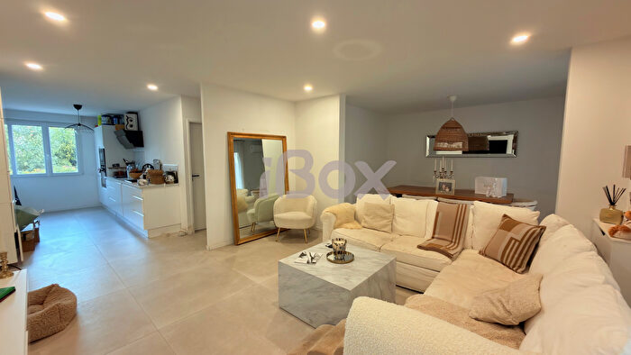 Appartement à vendre - Toulon, La Palasse - 5 pièces - 3 chambres