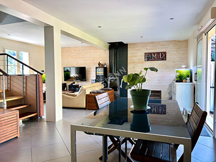 Maison 7 pièces à vendre à Santeuil