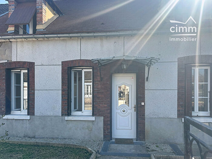 Maison à vendre - Chuelles - 6 pièces - 4 chambres