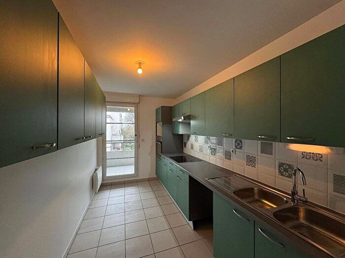 Appartement à louer - Croix-daurade, Toulouse - 4 pièces - 3 chambres