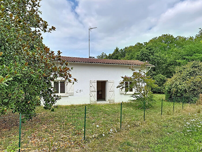Maison 4 pièces à vendre à Orist