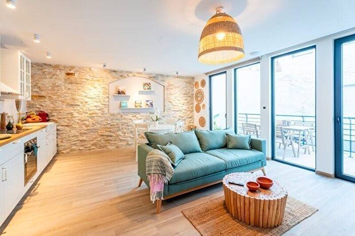 Appartement à louer - Marseille ème arrondissement - 2 pièces - 1 chambre