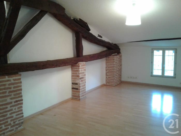 Appartement 3 pièces à Gaillac, Centre-ville, Hom, à louer