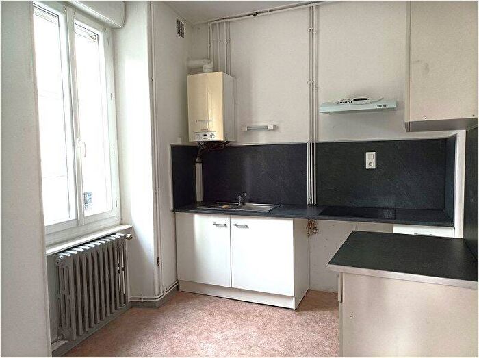 Appartement à louer - Centre Ville-Stalingrad, Alès - 3 pièces - 2 chambres