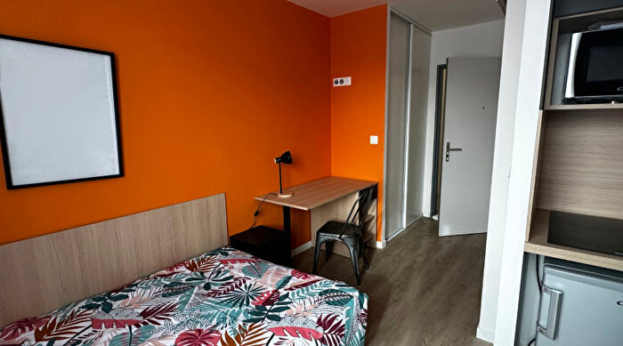 Appartement à louer - Saint-Étienne, Saint-Roch, Vivaraize, Valbenoite, Centre Deux - 2 pièces - 1 chambre