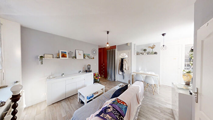 Appartement à vendre - Aurec-sur-Loire - 3 pièces - 2 chambres