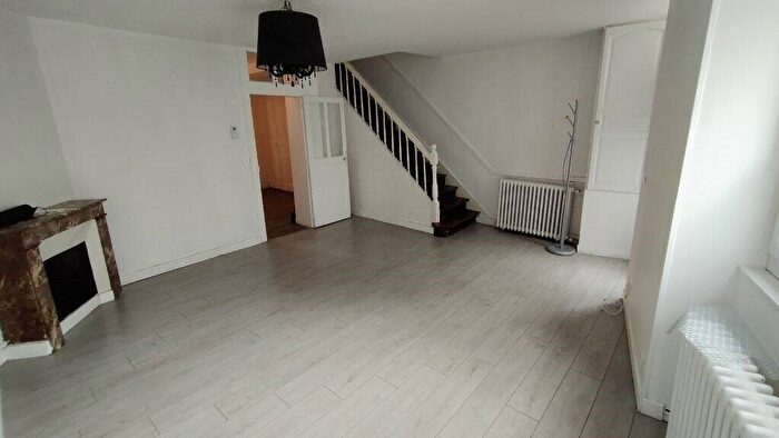 Maison à louer - Centre-Halles Carnot, Limoges - 4 pièces - 3 chambres