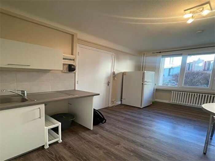 Appartement à louer - Terrenoire, Saint-Étienne - 2 pièces - 1 chambre