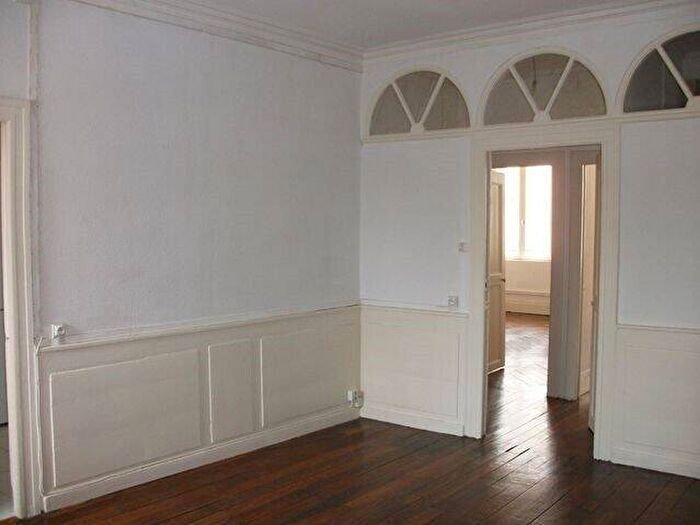 Centre Ville-Charles III, Nancy : Appartement 3 pièces à louer